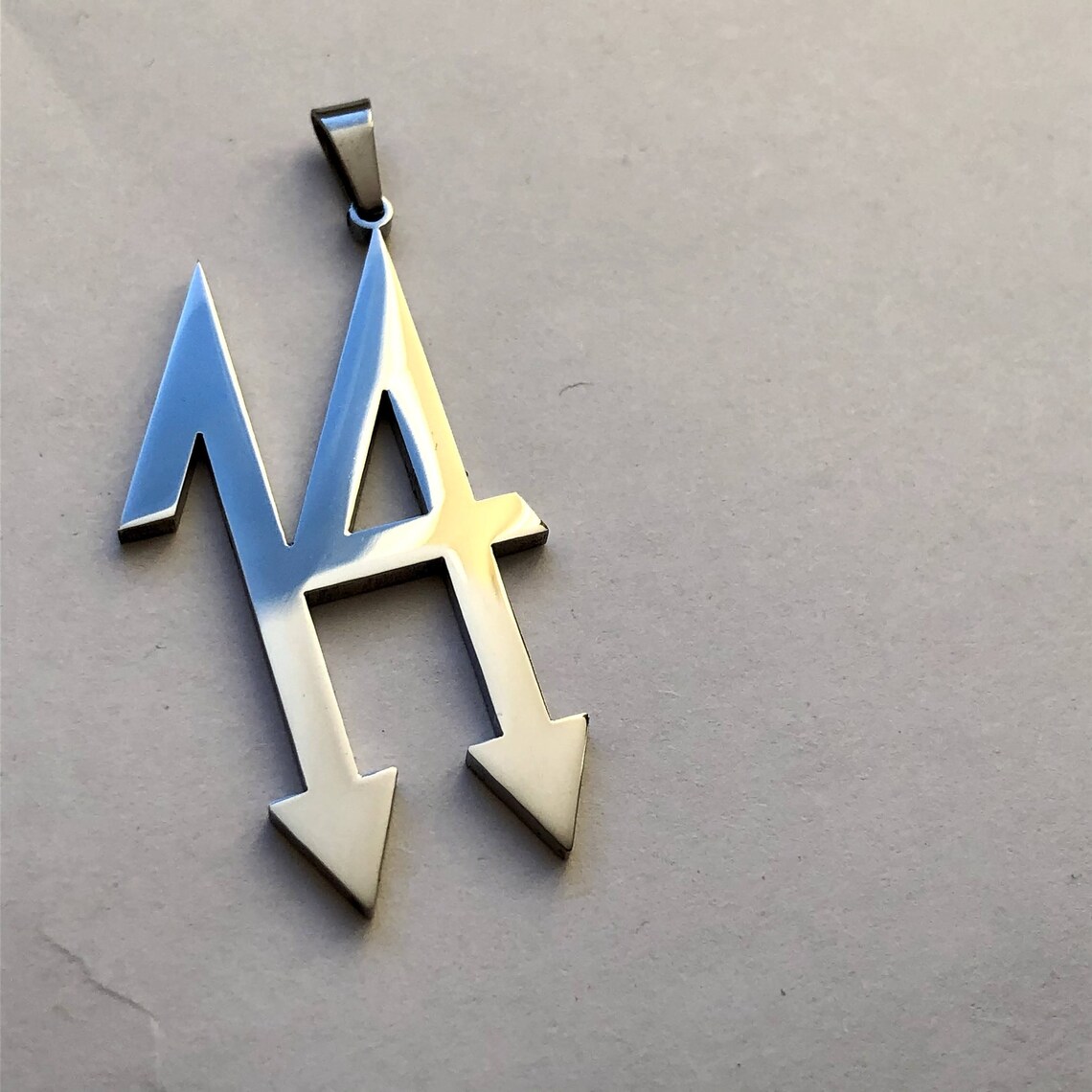 Trippie Redd 14 Logo Pendant Chain | Etsy