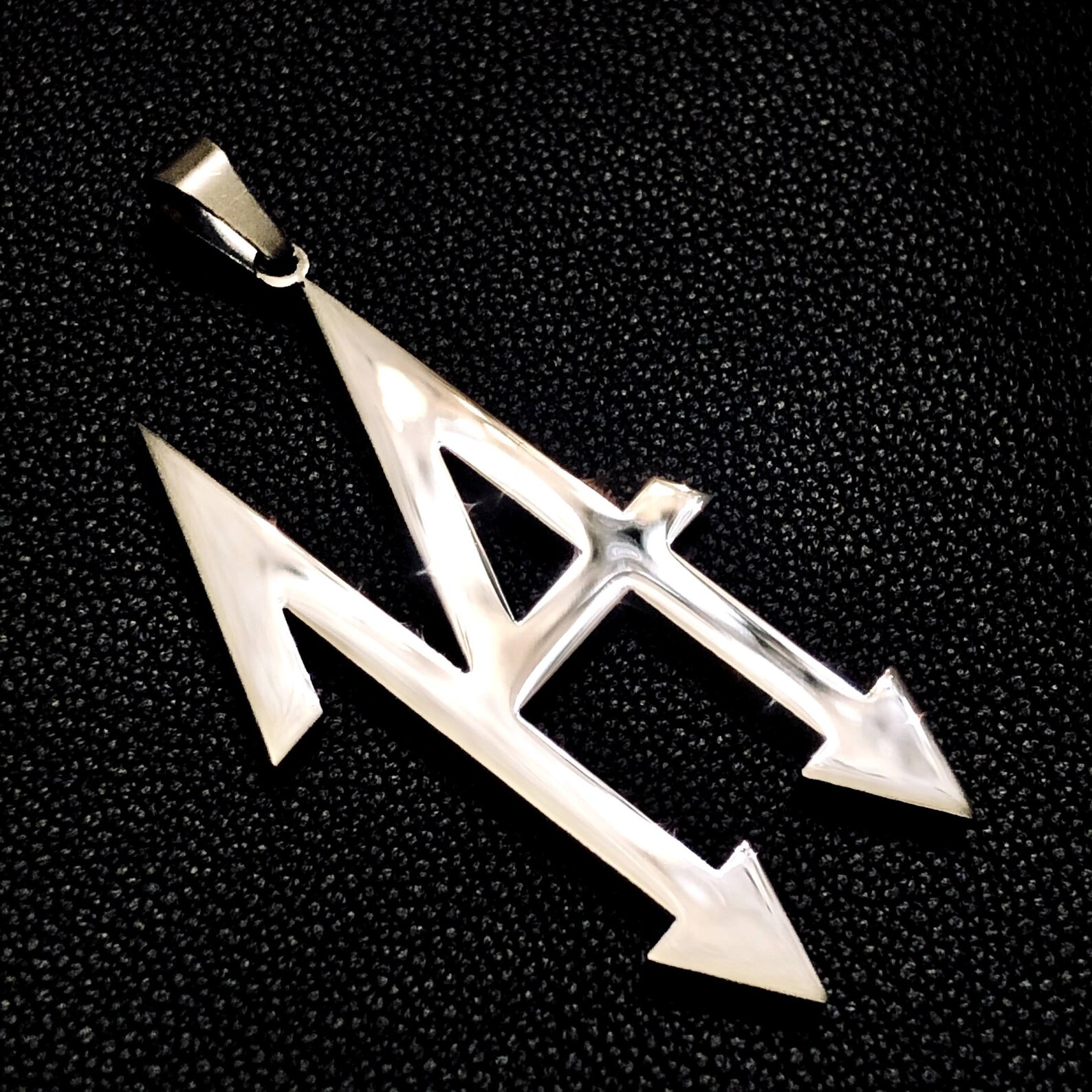 Trippie Redd 14 Logo Pendant Chain | Etsy