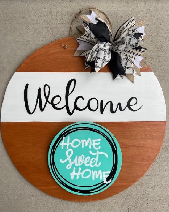 Round Wooden Interchangeable Welcome Sign - Etsy