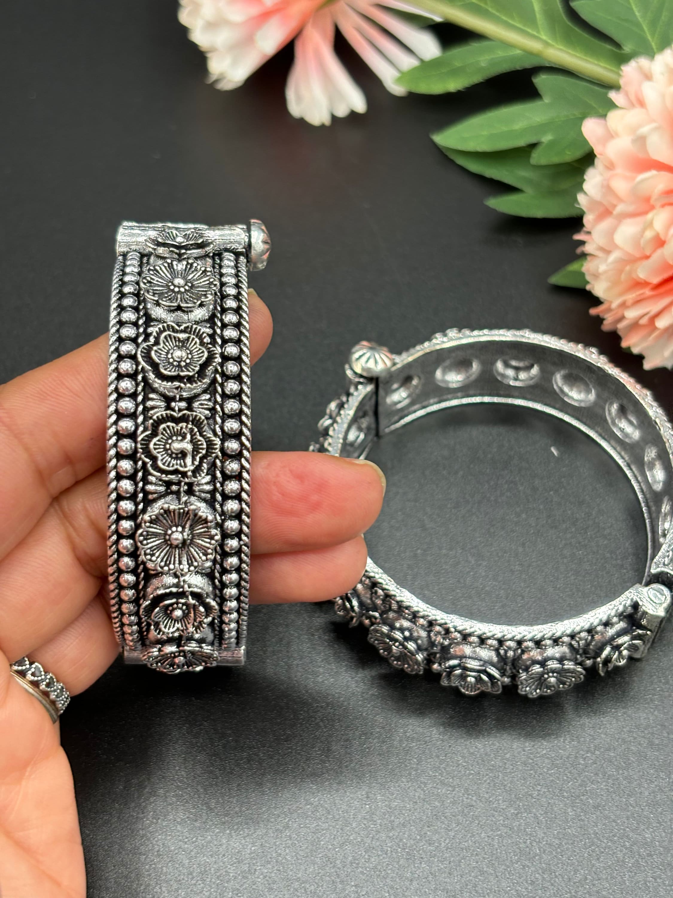 Designer Silver Bangles Kangan Adjustable Bangles Wedding / Party Eid ...
