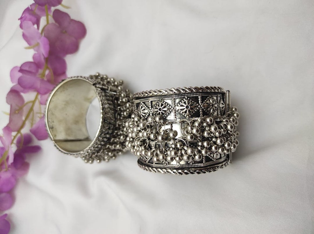 Designer Silver Ghungroo Bangles ( Kangan) Adjustable Bracelets Indian ...