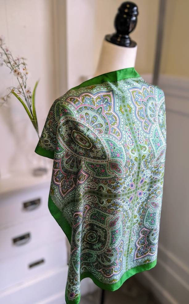 Classic Paisley Vintage Silk Scarf by Echo - Etsy