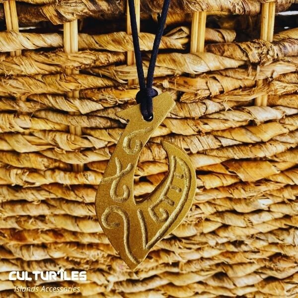 Buy Maori Maui Fish Hook Necklace, Aotearoa New Zealand Hei Matau Makau ...
