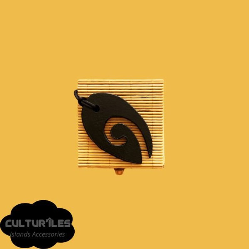 Maori Maui Hook Necklace, Koru Fern New Zealand Pendant, Hawaiian ...