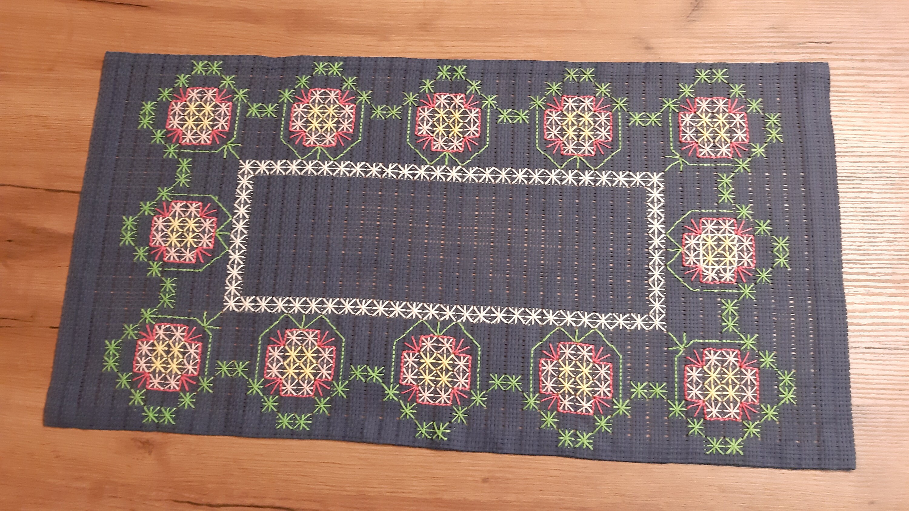 Vintage Floral Hand Embroidery Table Mat Short Table Runner - Etsy