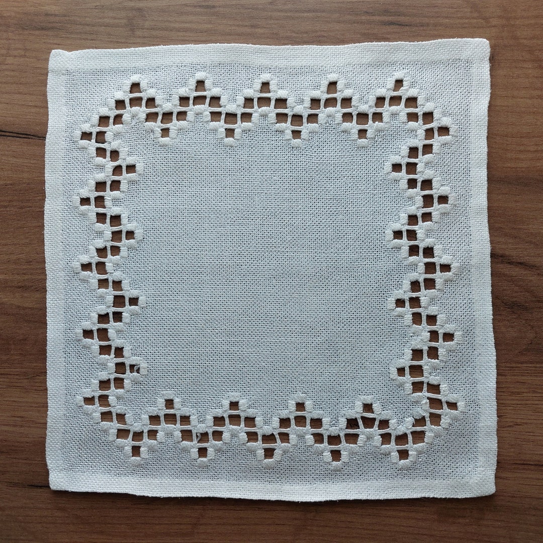Vintage Hardanger Embroidered Linen Table Mat , Retro Kitchen Table Mat ...