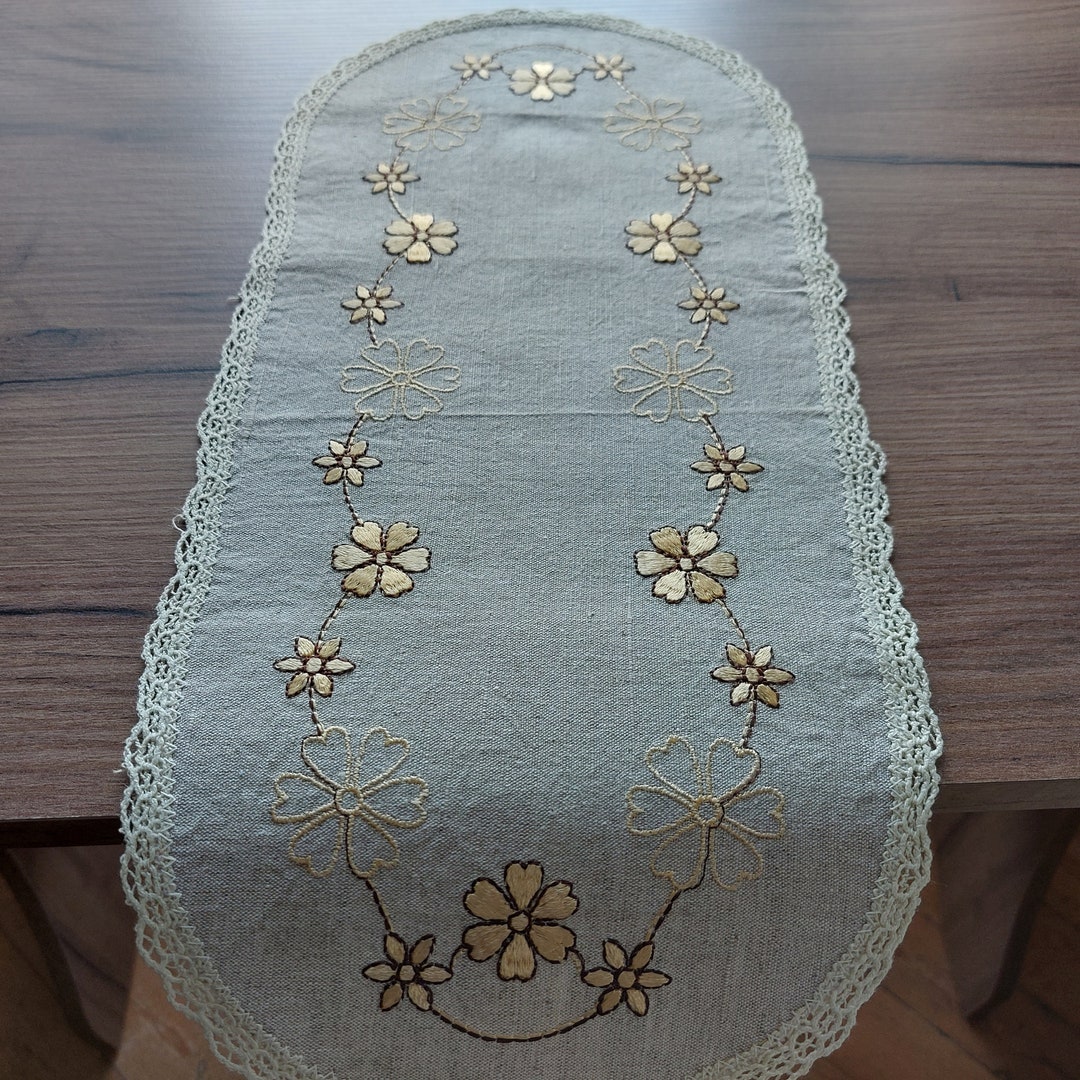 Floral Embroidered Vintage Oval Linen Table Mat, Rectangle Doily ...