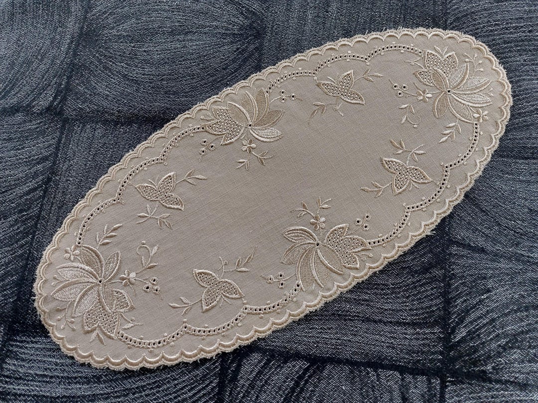 Vintage Oval Table Mat - Doily , Tea Table Decor, Side Table Decor ...
