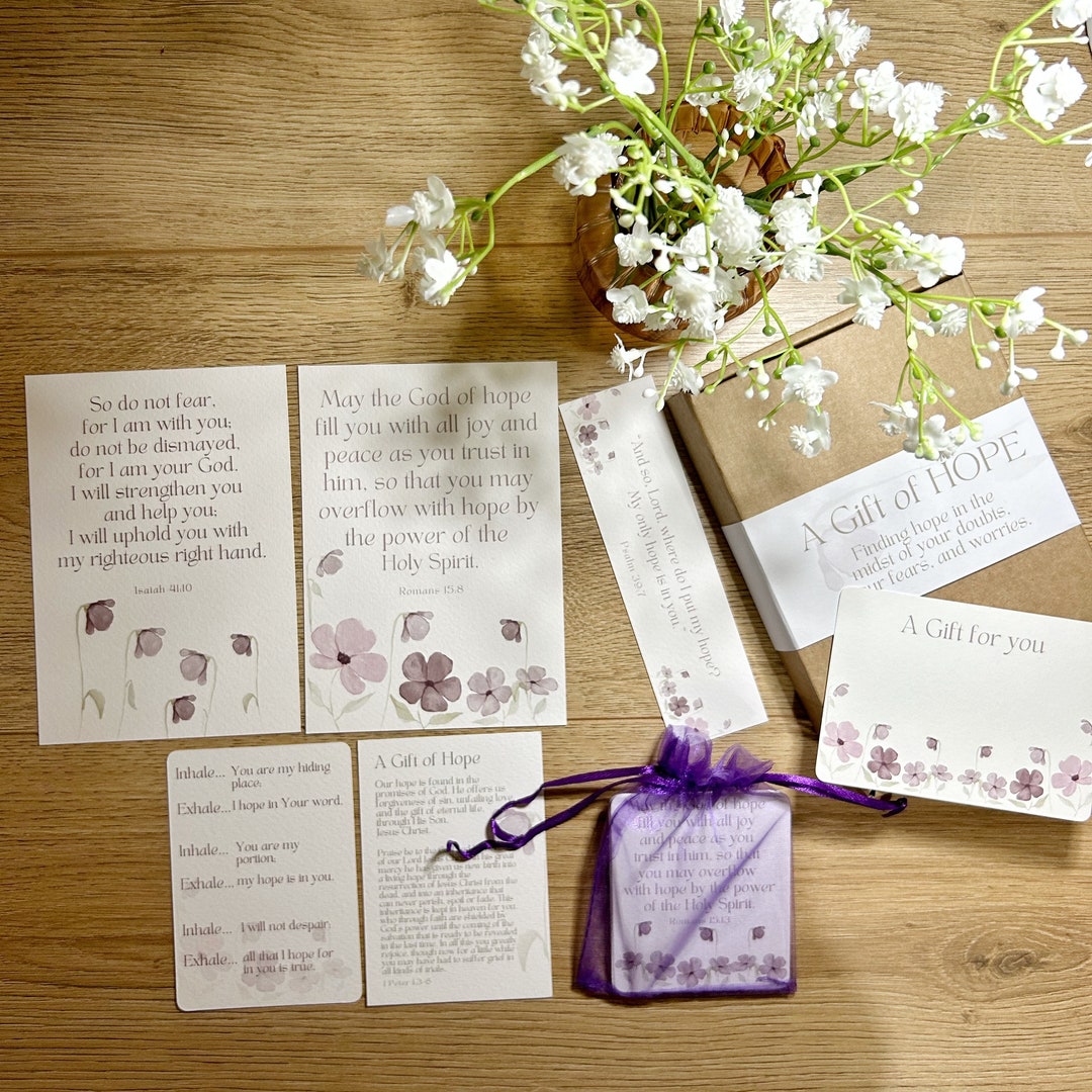 A Gift of Hope Gift Set for Christian Women With a Set of Bible Verse ...