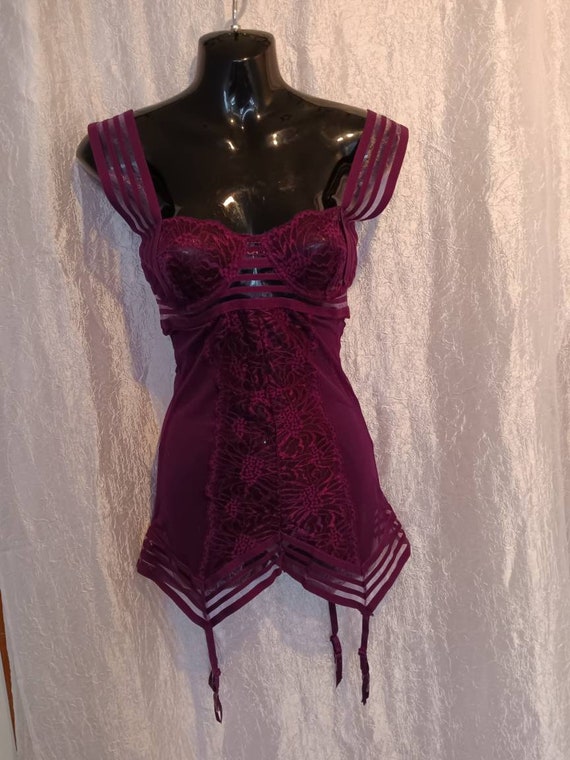 Lingerie, purple lingerie, camisole, garter lingerie,… - Gem