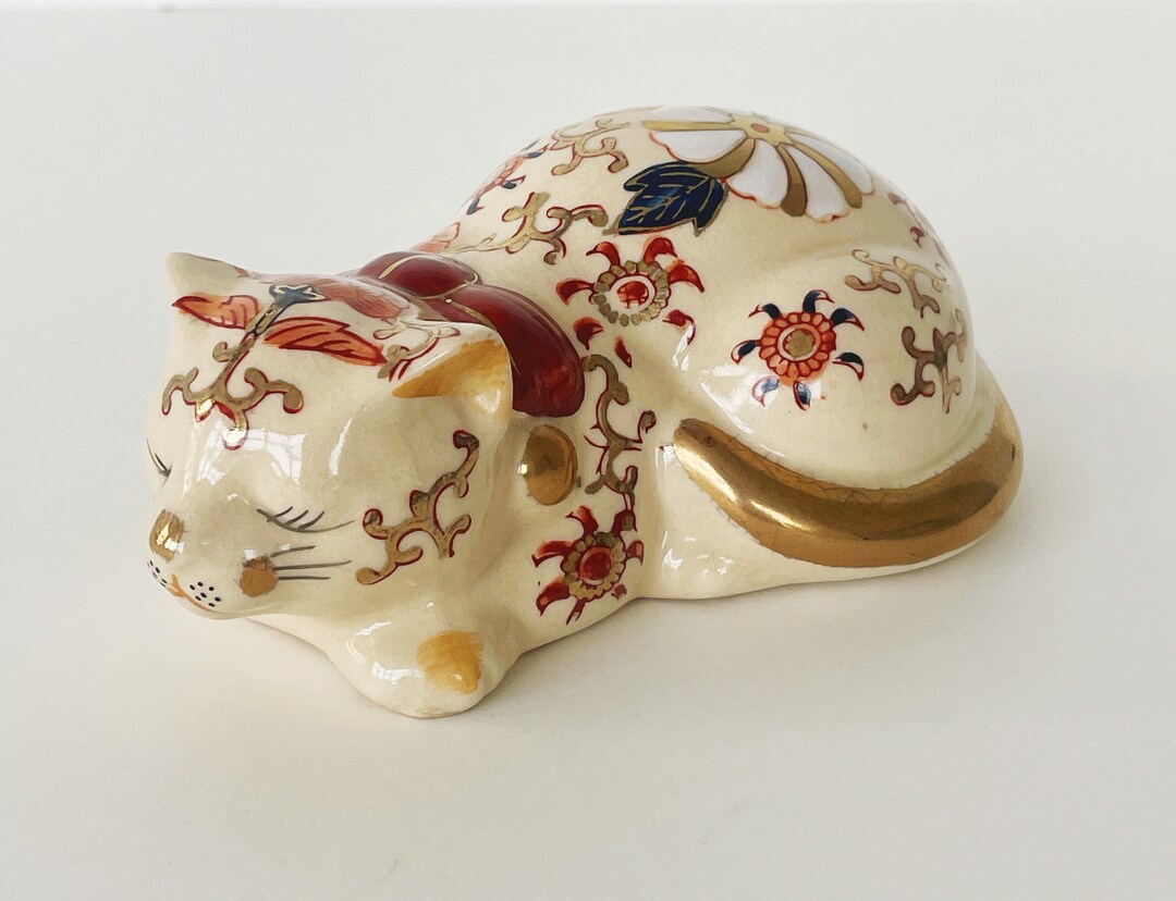Vintage Imari Sleeping Cat Andrea by Sadek Made in Japan - Etsy