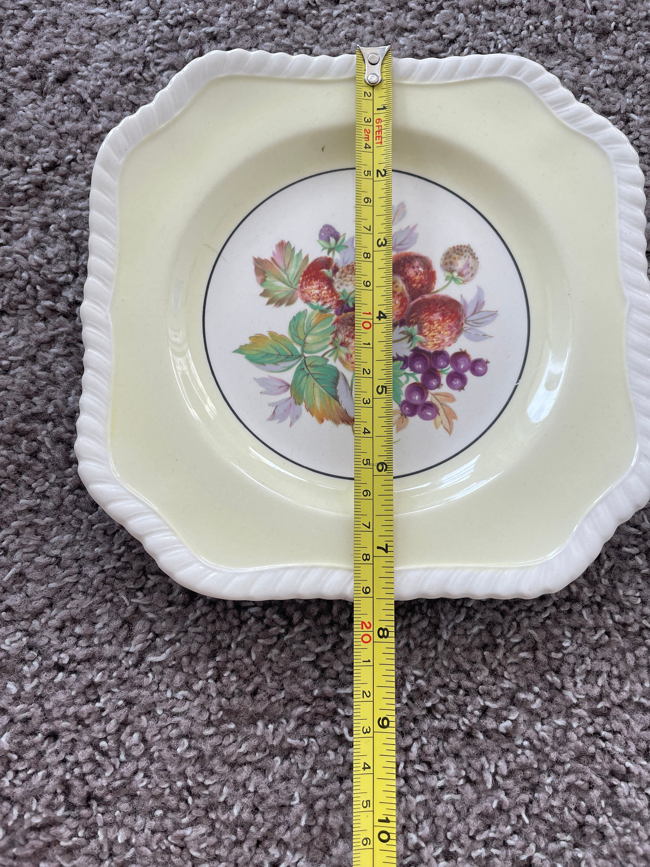 Vintage Johnson Bros Old English Fruit Print Plates (set of Three) - Etsy