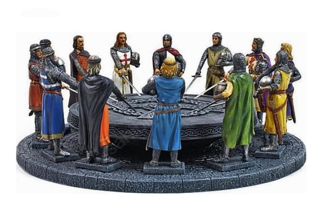 King Arthur Statue King Arthur With 12 Knights of the Round Table ...