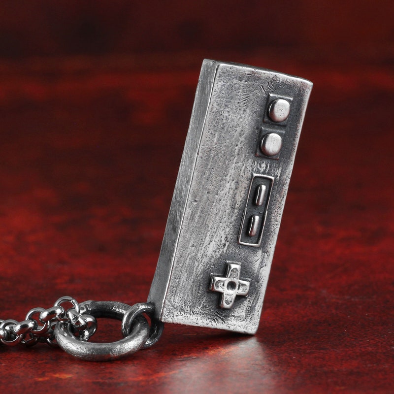 Controller Necklace - Etsy