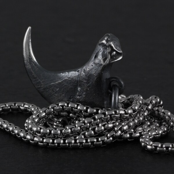 Claw Pendant - Etsy