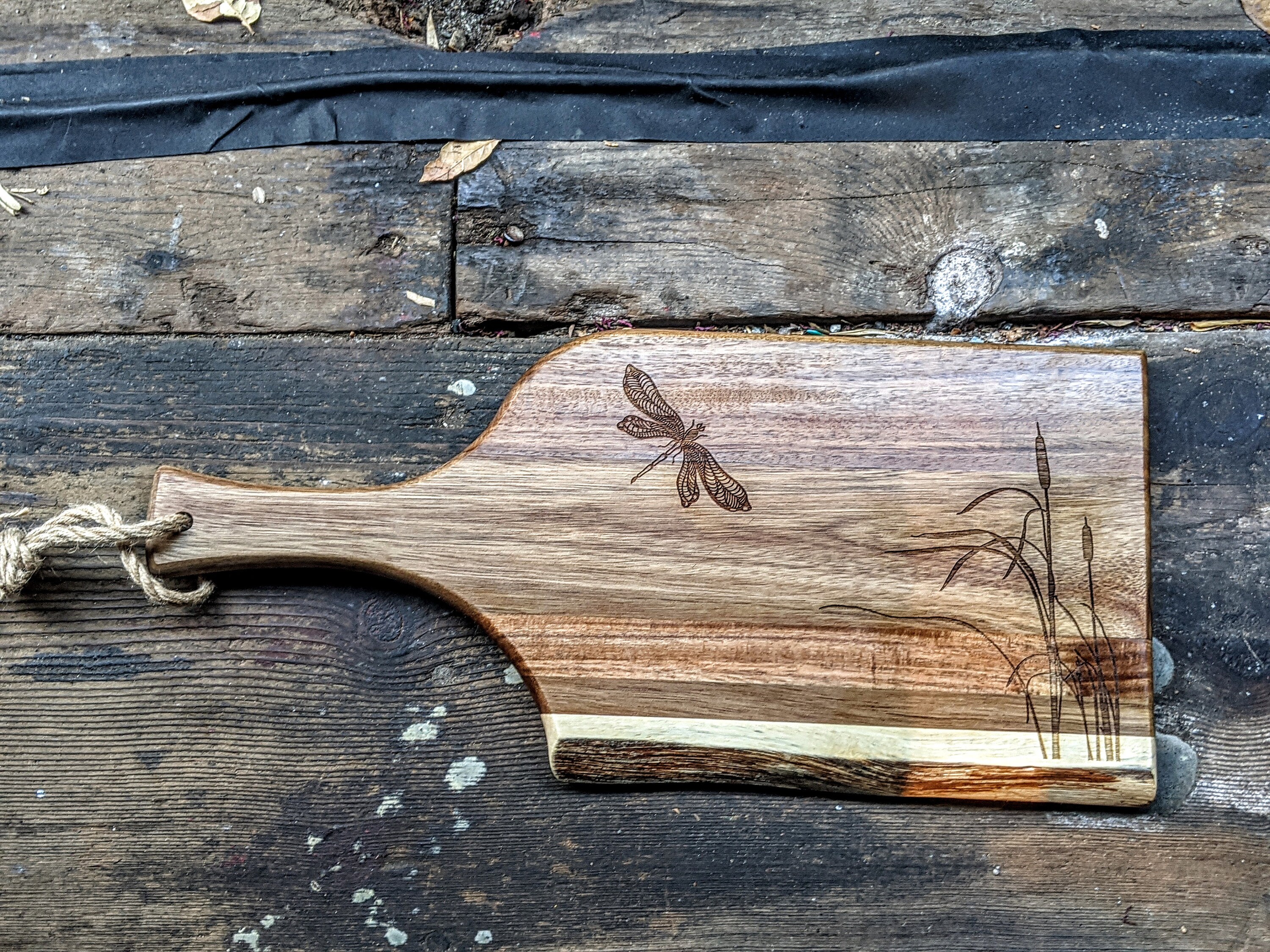 Dragonfly Bamboo Cutting Board at Benjamin Macbain blog