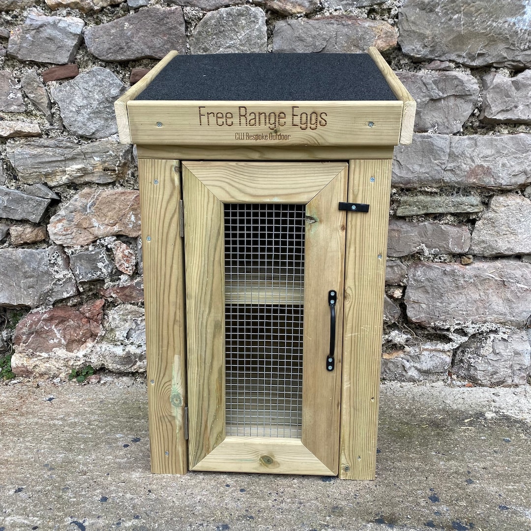 Roadside Selling Stand for Selling Eggs, Books, Food Etc. Egg House ...