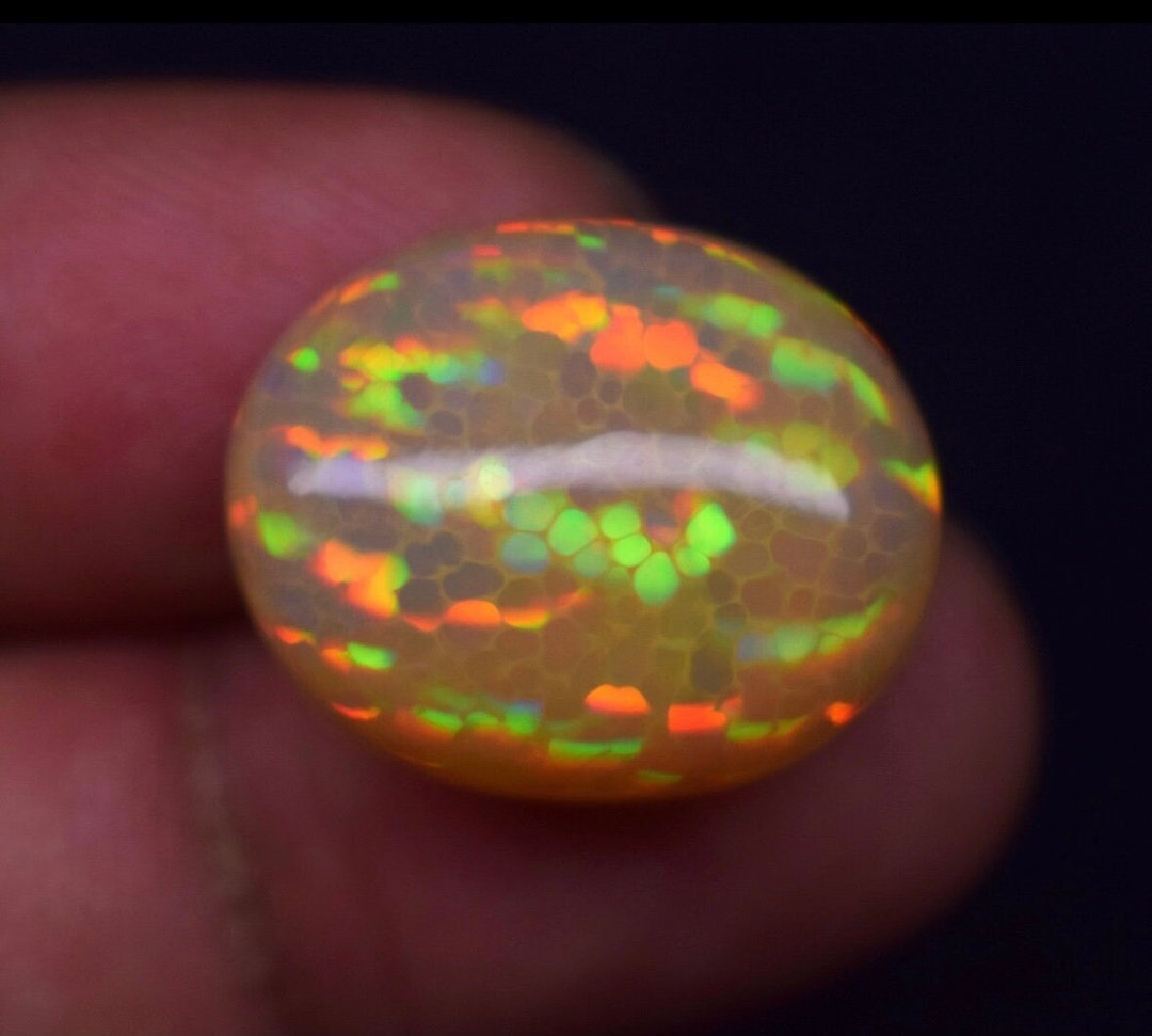 13 Cts Sparkling Honeycomb Pattern Natural Ethiopian Opal Oval Cabochon Welo Play Colors Opal 20 ...