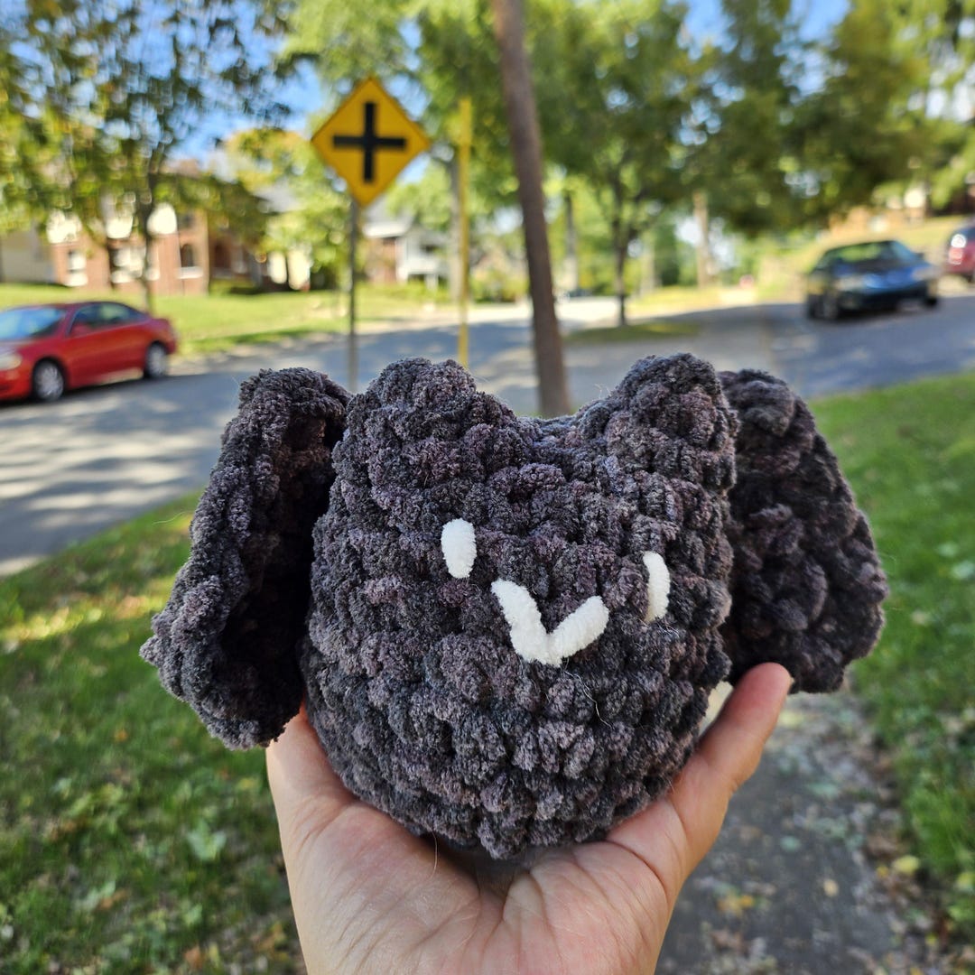 Crochet Bat Plushie, Bat Amigurumi, Halloween Plush, Crochet Bat ...