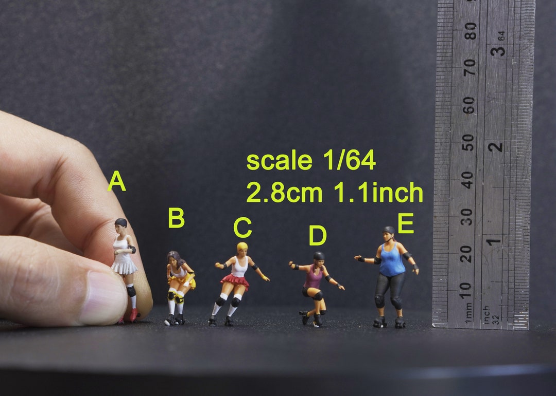 Rollerblader Girl Figure HO 1/64 43 24 1/18 Scale Handpaint High Detail ...