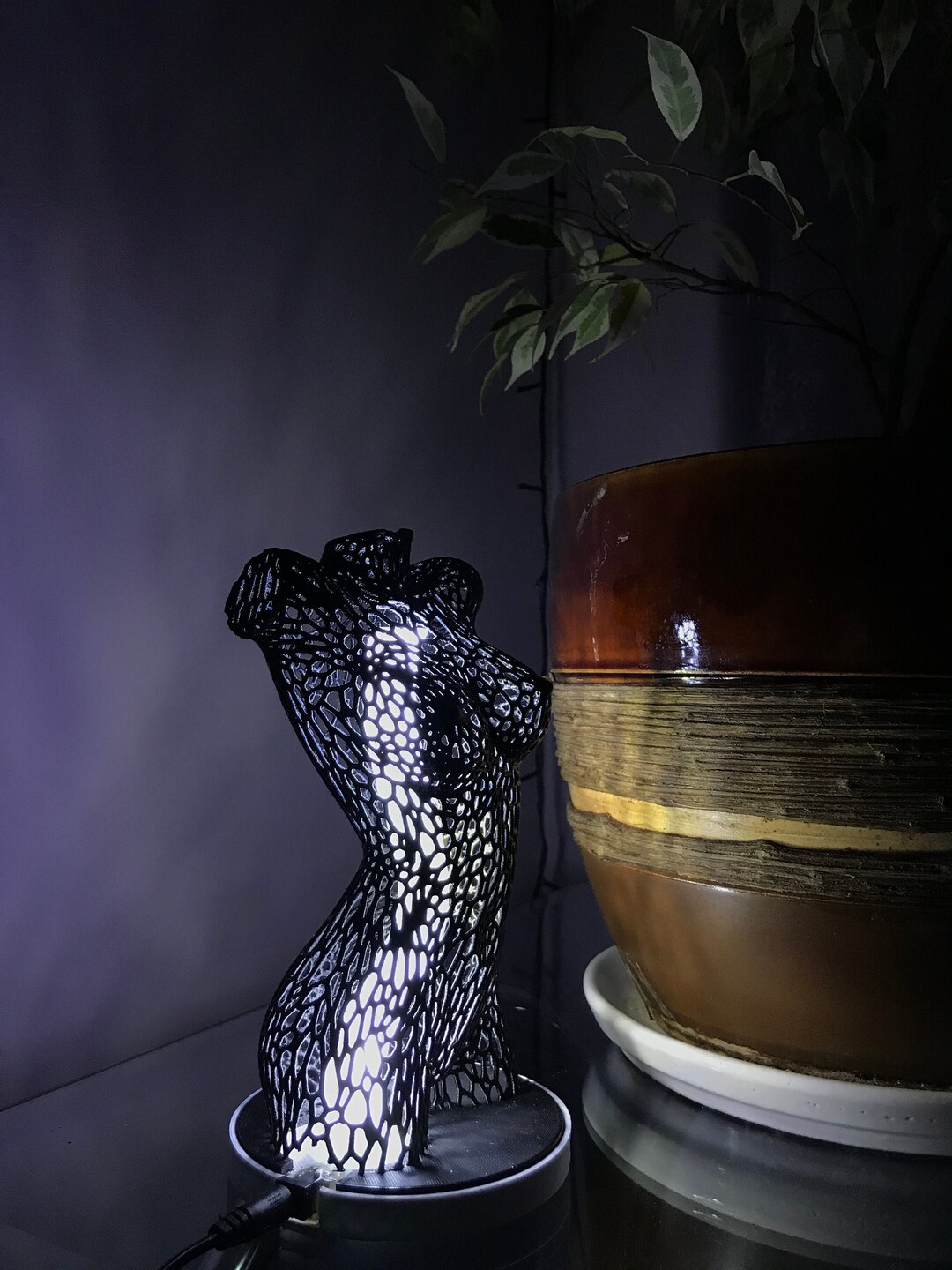 Female Torso Desk Lamp / 3D Printed - Etsy