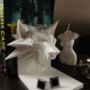 Witcher Bookend / 3D Printed / Book Holder - Etsy Canada