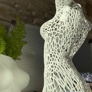Female Torso Wireframe Bookend / 3D Printed - Etsy
