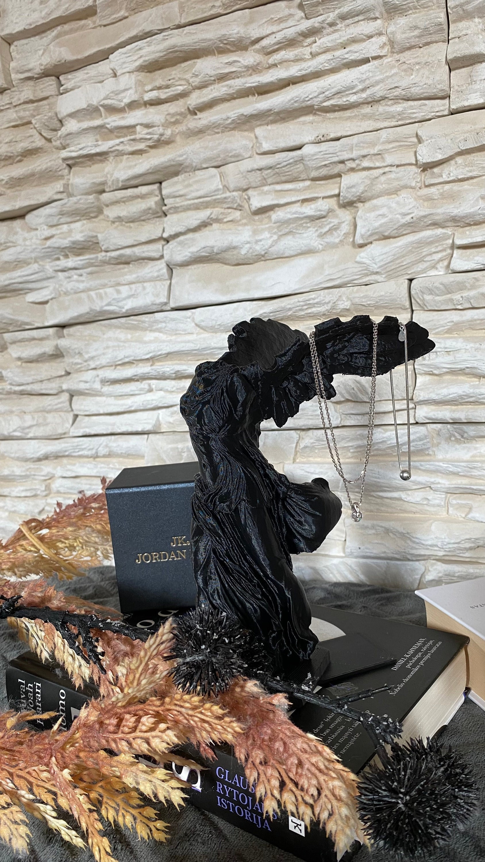 Victory Statue Jewelry Display Stand Storage / 3D Printed - Etsy