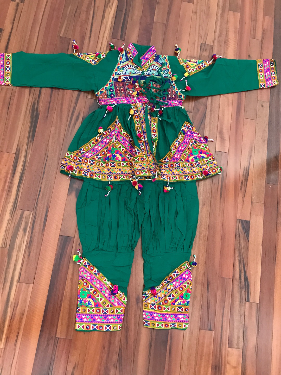 Kids Dandiya Dress: Green Cotton Garba Outfit, Navratri Kedia - Etsy
