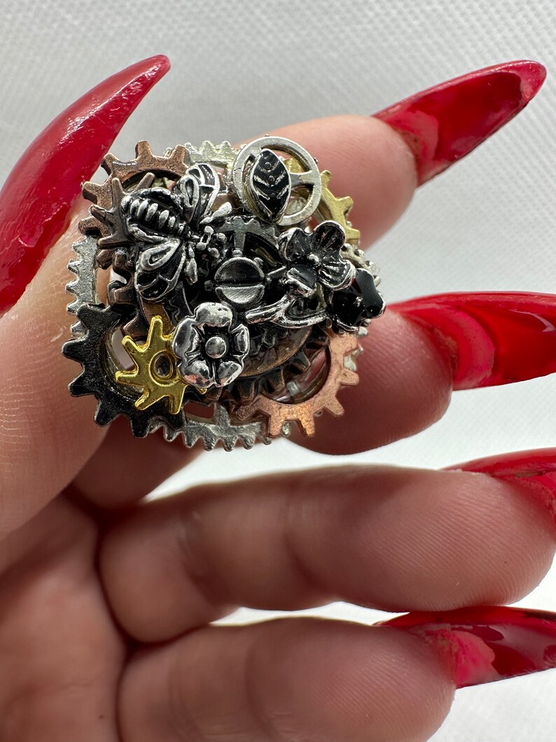 Flower and Fly Steampunk Metal Ring - Etsy