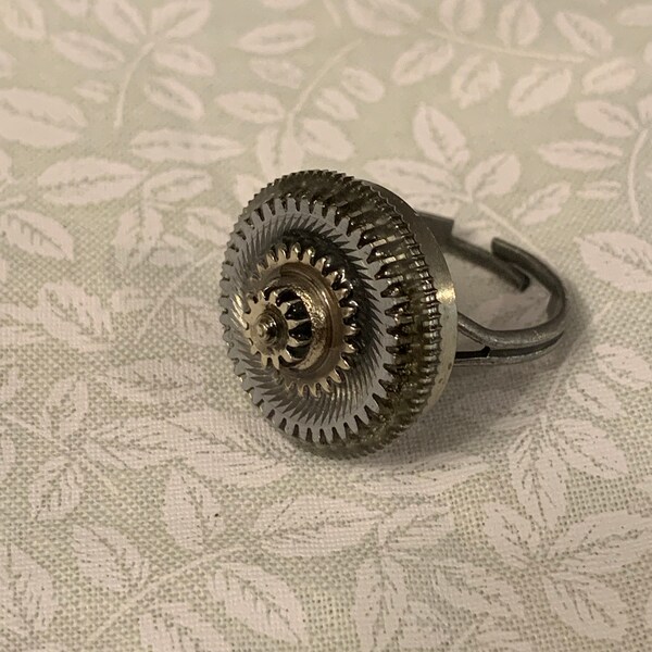 Gear Ring - Etsy