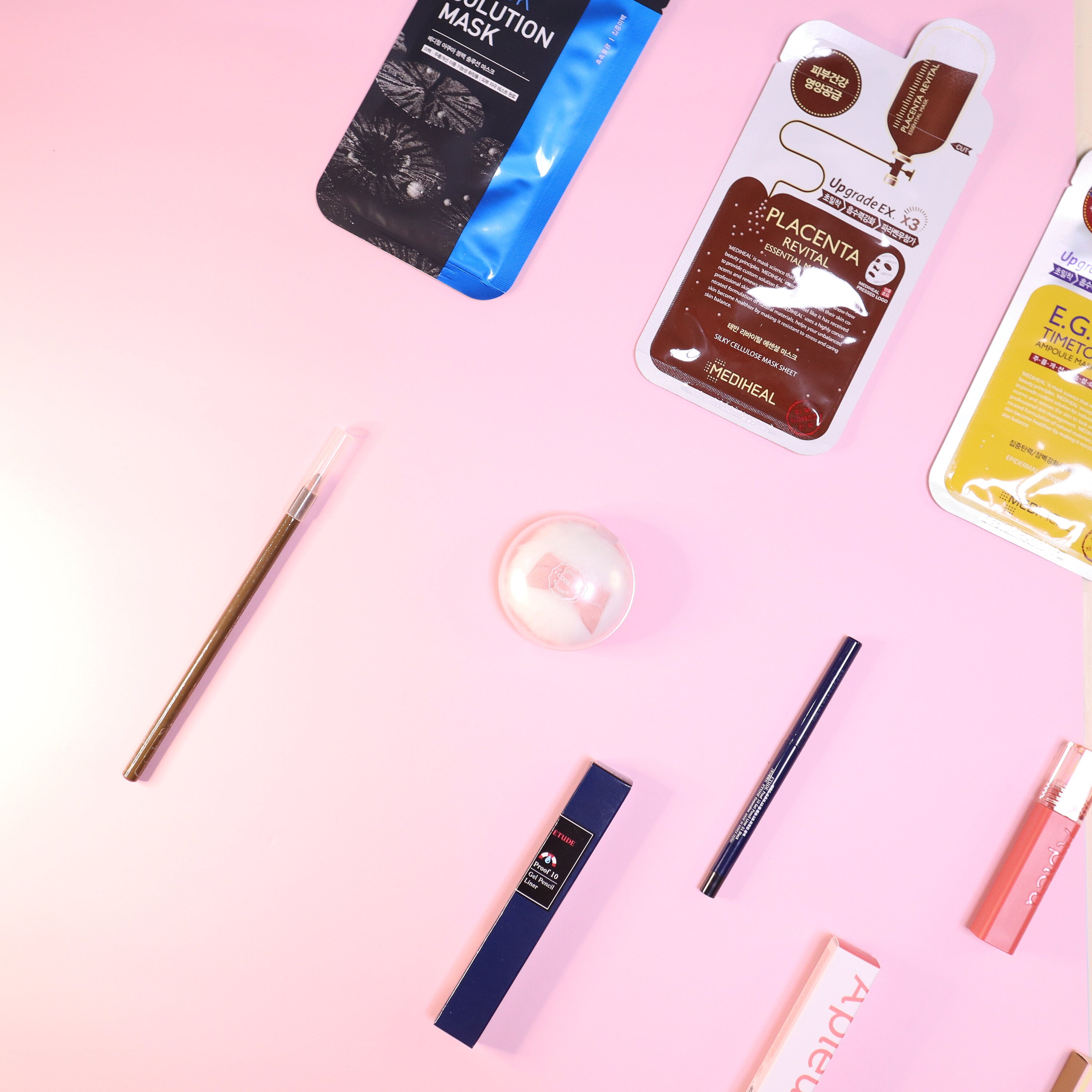 Korean Beauty Gift Box / Lipstick Facial Mask Skincare Korea Eyeliner ...