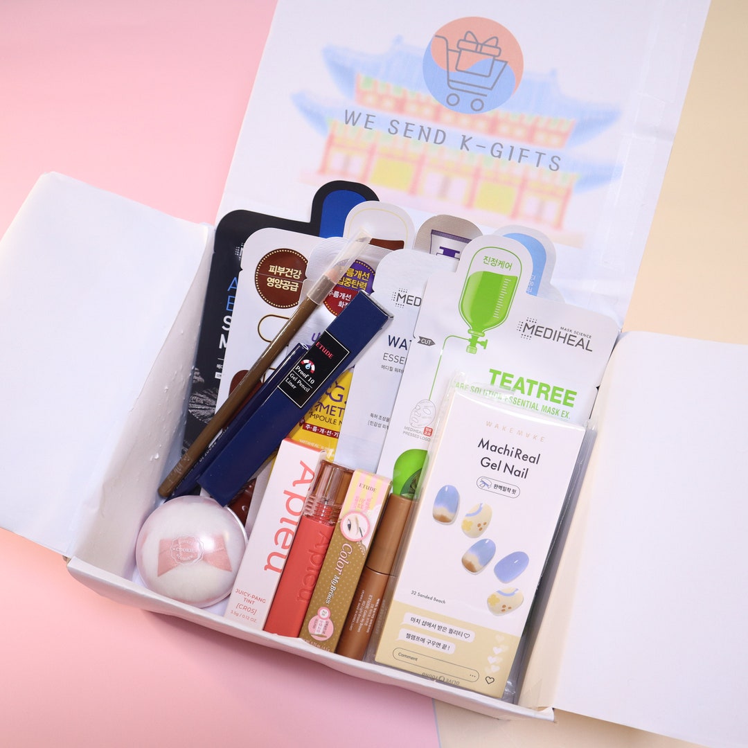 Korean Beauty Gift Box / Lipstick Facial Mask Skincare Korea Eyeliner ...