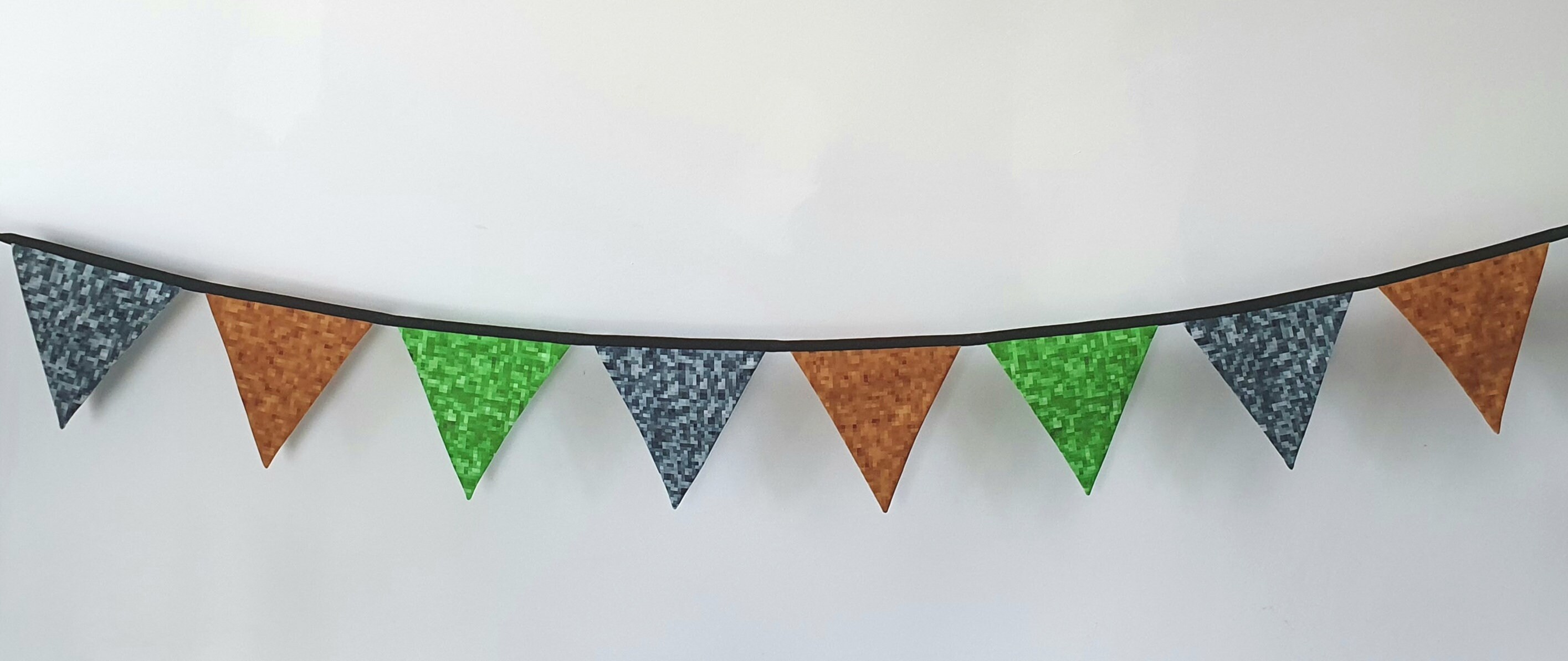 Minecraft Inspired Bunting, Gamer Bunting, Pixel Fabric Bunting, Gamer ...