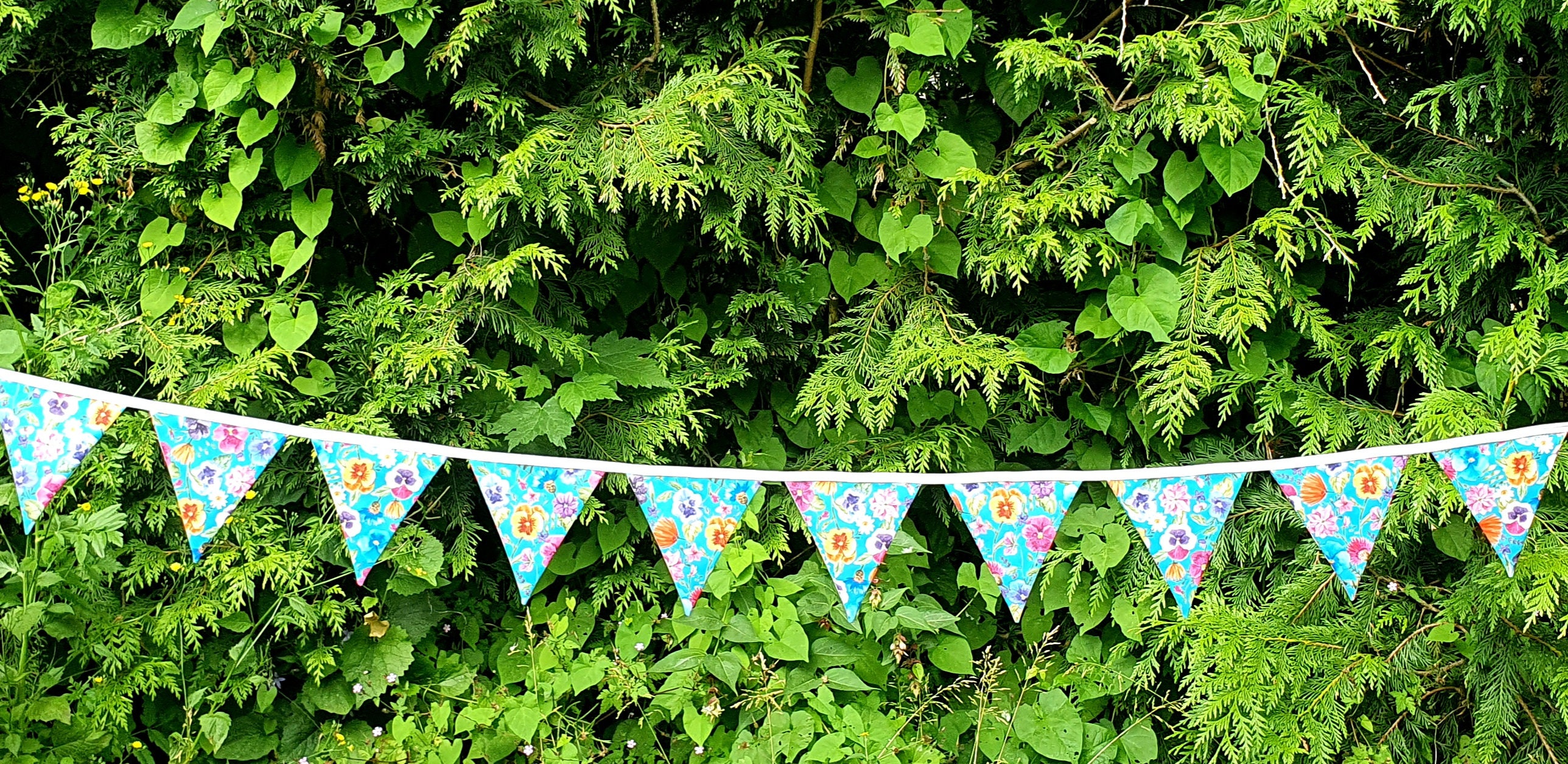Outdoor Floral Bunting, Waterproof Flower Bunting, Garden Pansy Bunting ...