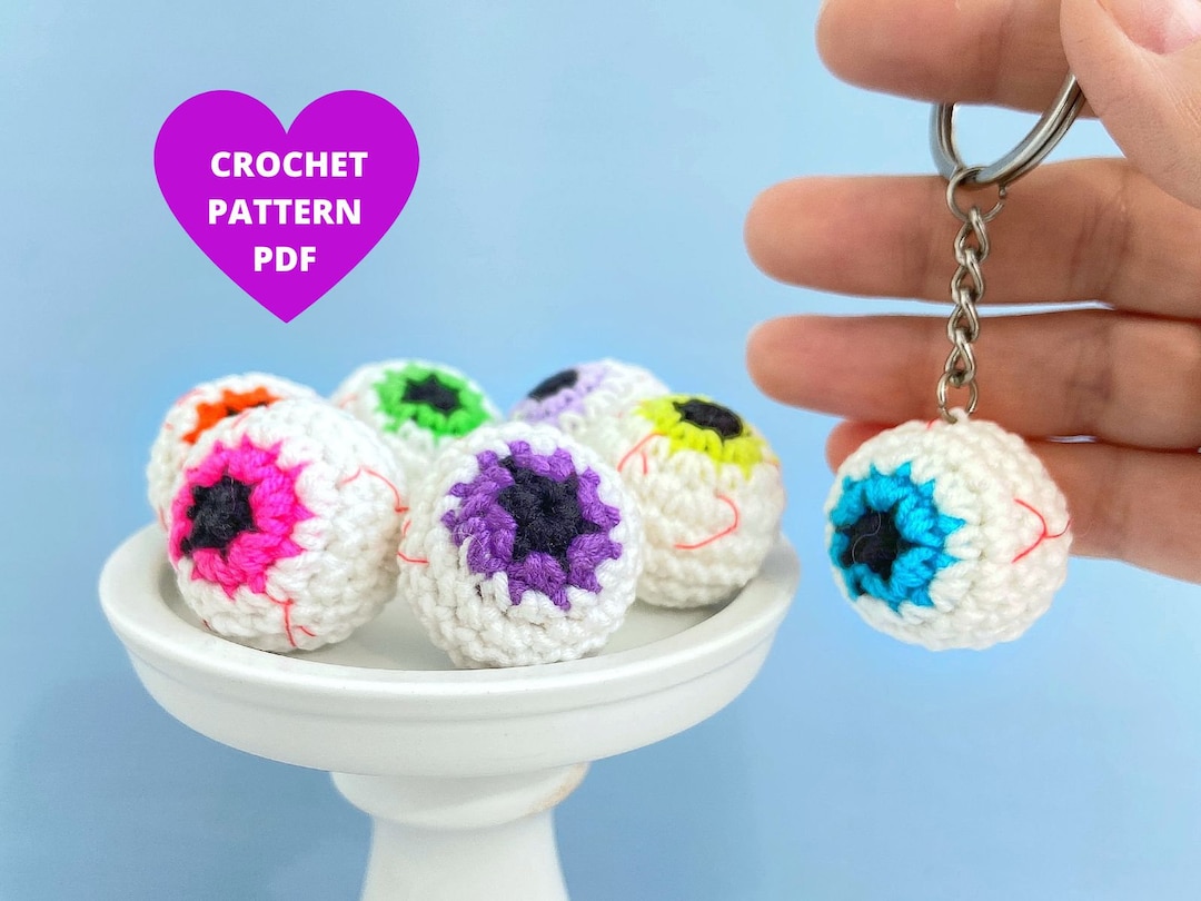 Crochet Halloween Keychain Pattern, Halloween Bloody Eye Ornaments ...
