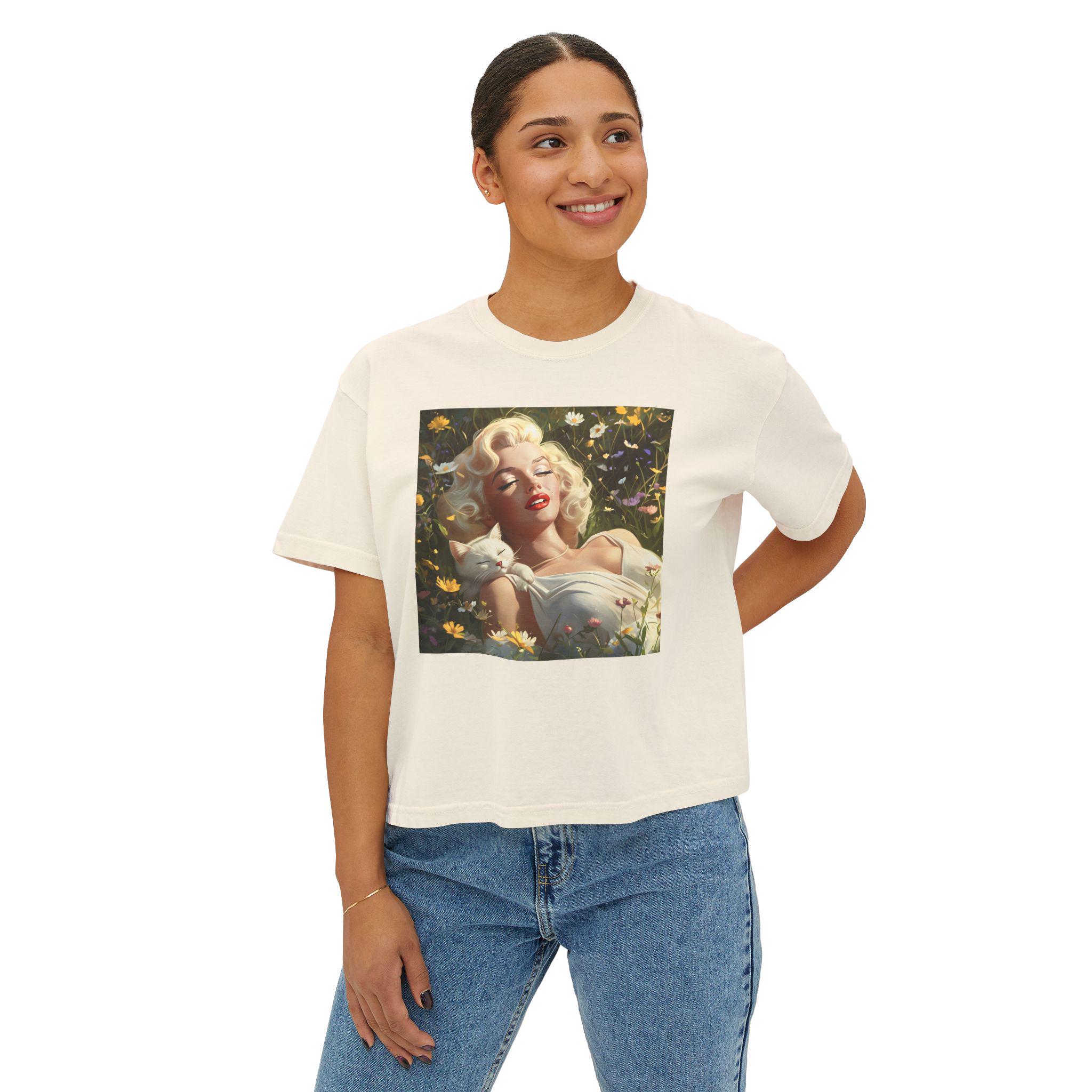 Illustration of Marilyn Monroe Dreaming, Pastel Boxy Tee, Retro Style T ...