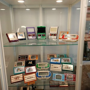 Game and Watch Panorama Display Stand - Etsy