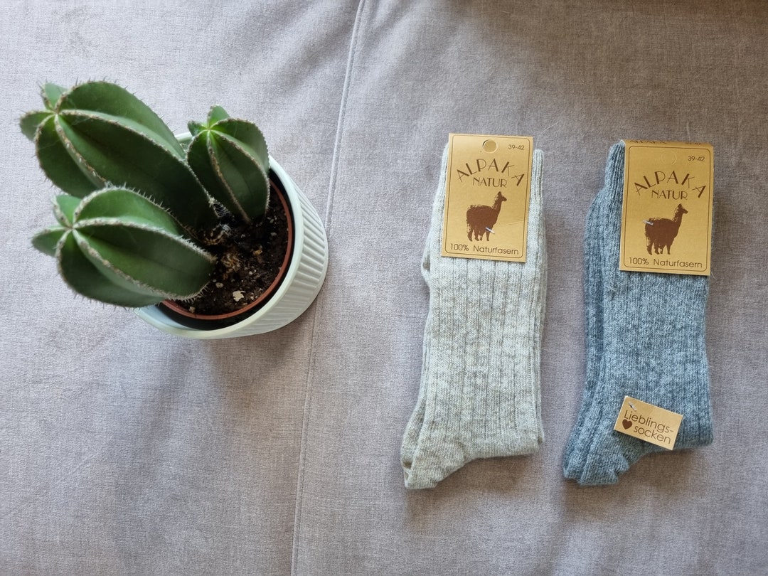 100 Percent Soft Wool Socks - 35% Alpaca Wool 65 Percent Lambs Wool ...