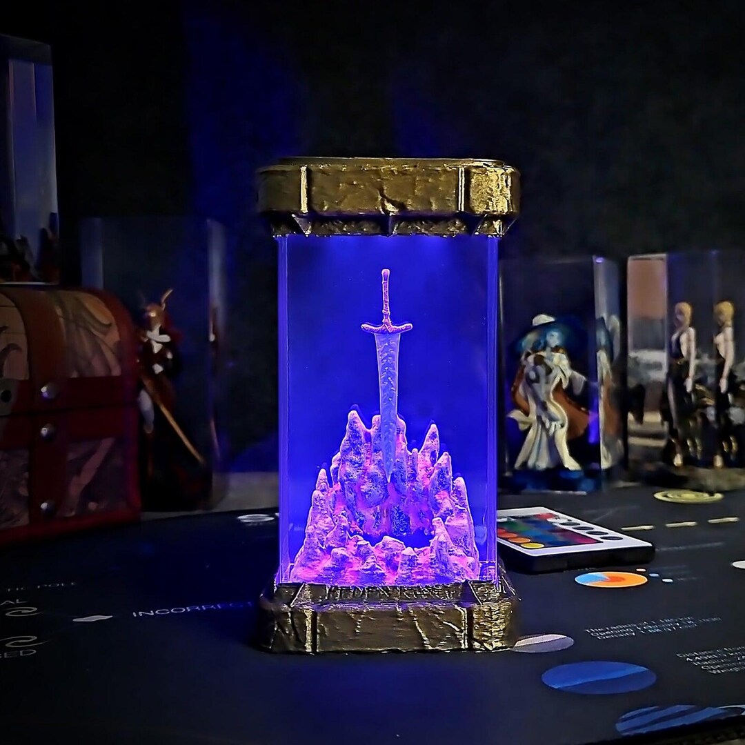 Eld.en Ri.ng Dark Moon Great.sword Epoxy Resin Lamp, Handmade Game ...