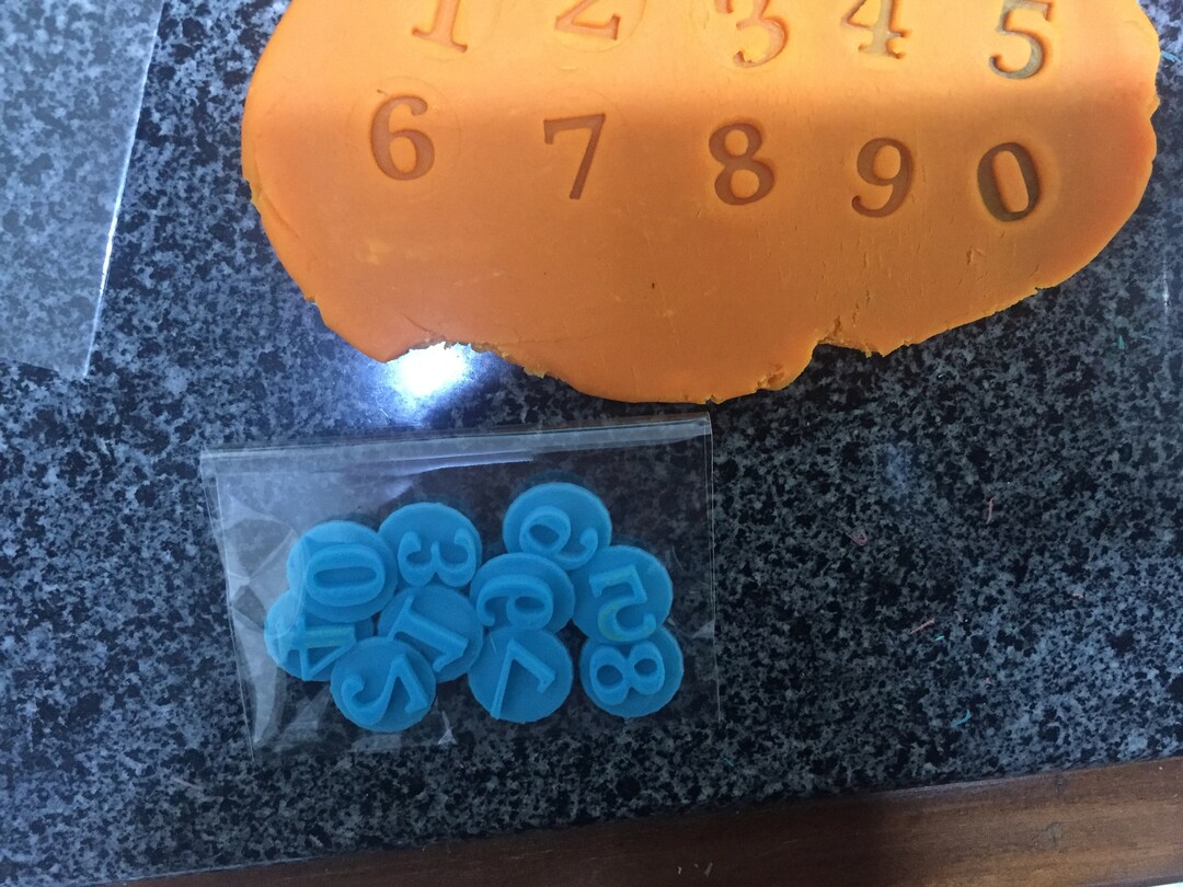 0 1 2 3 4 5 6 7 8 9 Numbers 2cm Set of 10 Embossers - Etsy