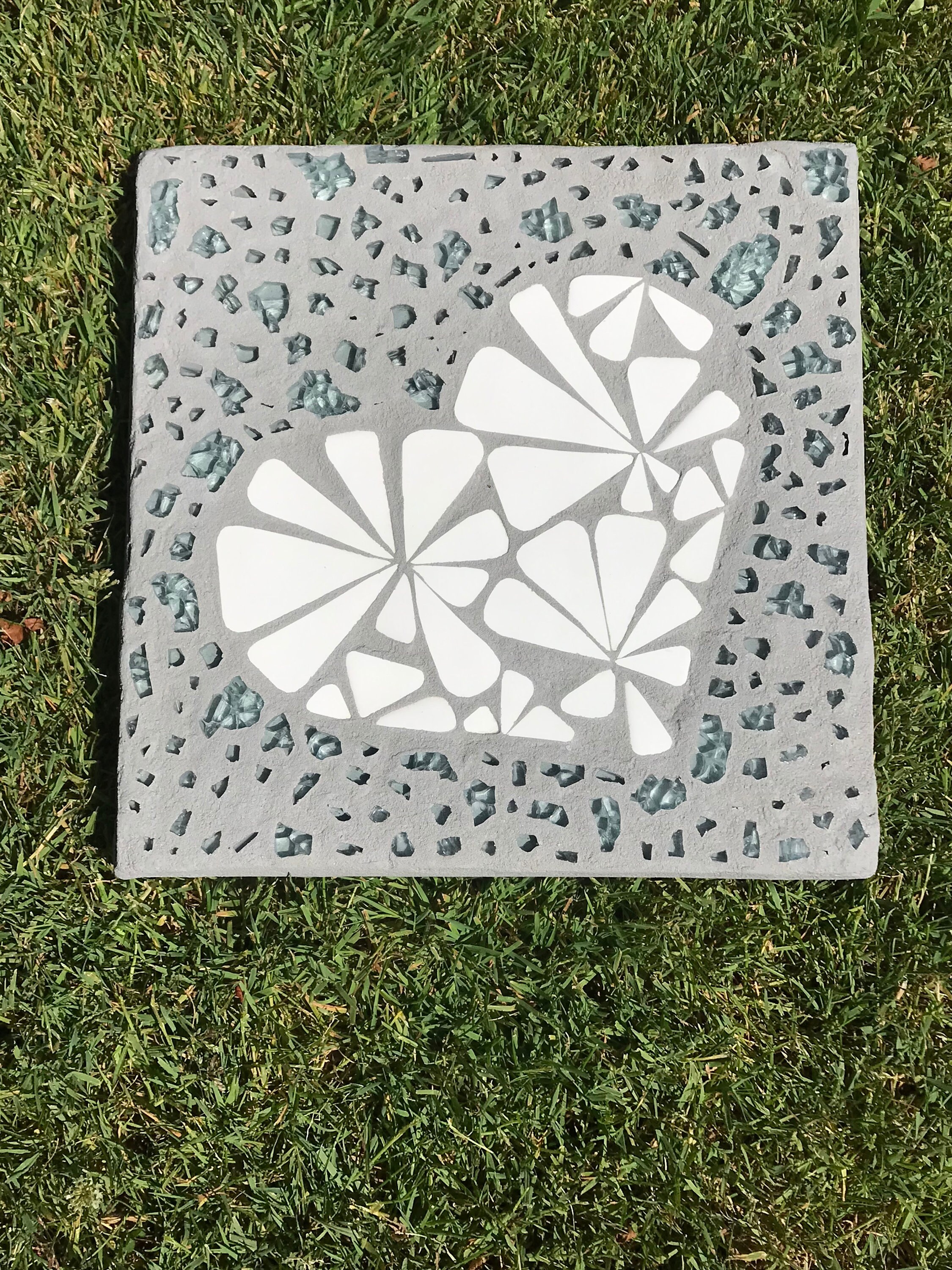 Whimsical Tile Floral Heart Mosaic Outdoor Stepping Stone Art of ...
