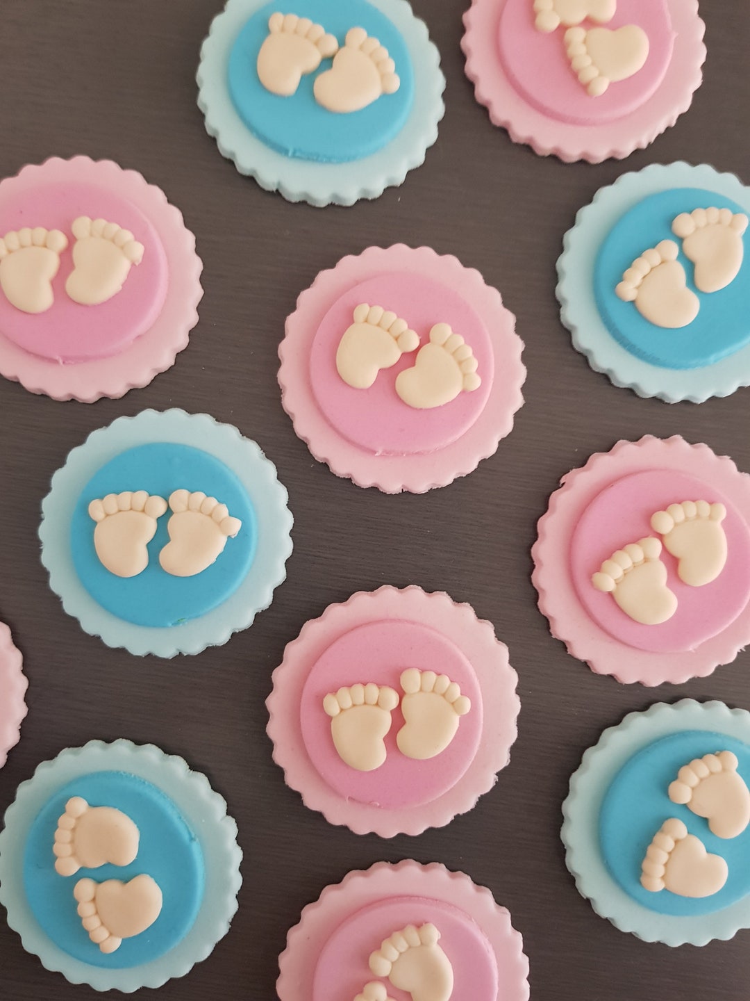 6 X Baby Feet Cupcake Toppers, Fondant Baby Shower Cupcake Toppers ...