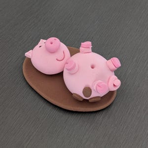 1 X Pig in Mud Cake and Cupcake Topper, Fondant Pig in Mud Cupcake ...