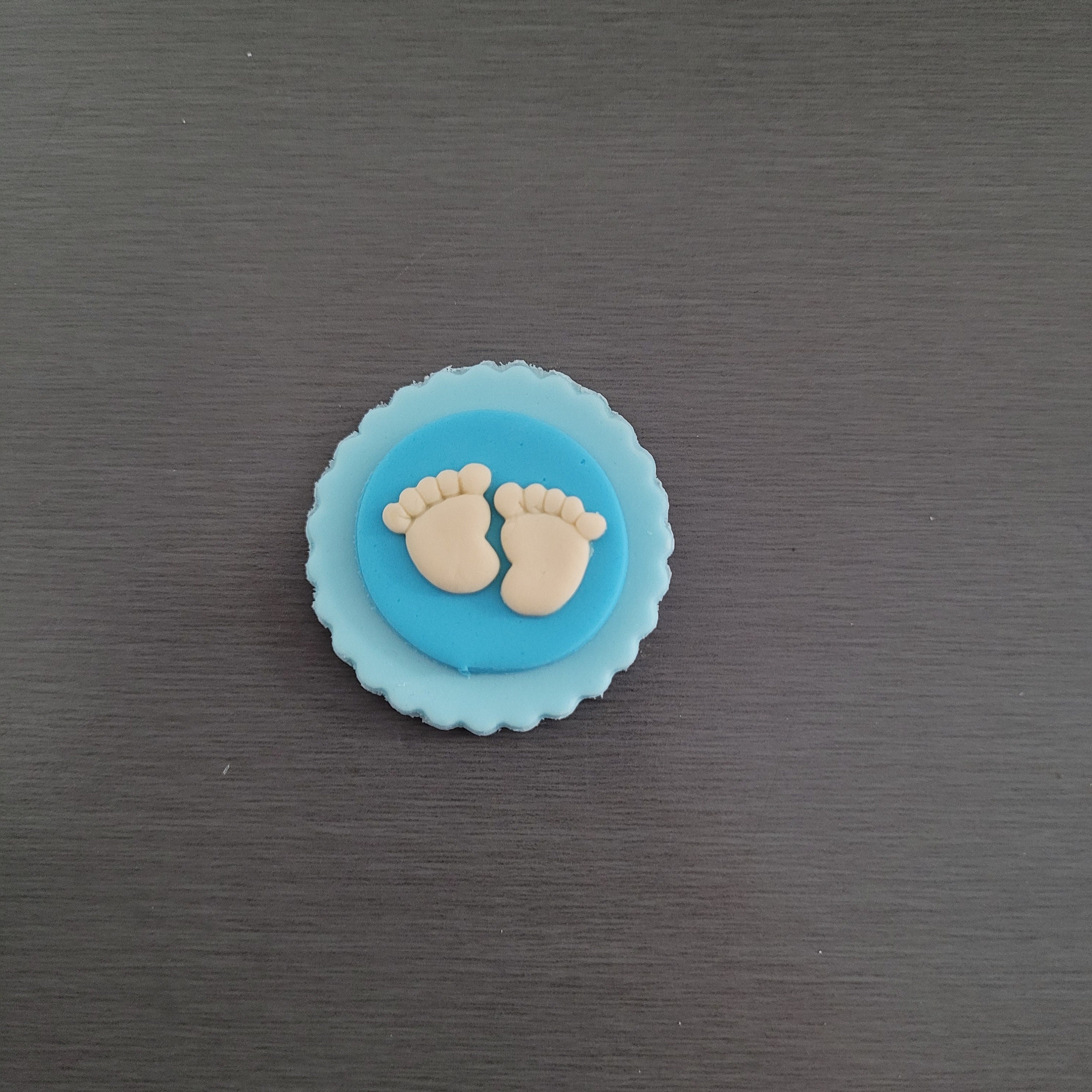 6 X Baby Feet Cupcake Toppers, Fondant Baby Shower Cupcake Toppers ...