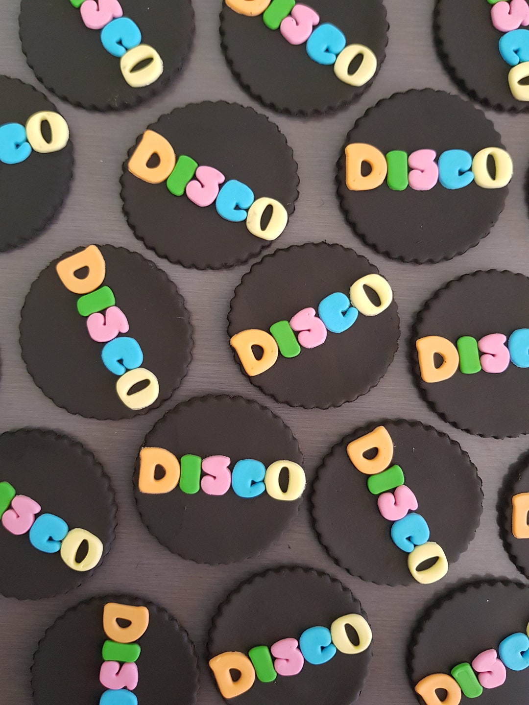 6 X Disco Cupcake Toppers, Fondant Icing Dance Disco Cupcake ...