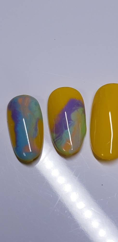 Yellow Marble Nails Yellow Graffiti Presson Nails - Etsy