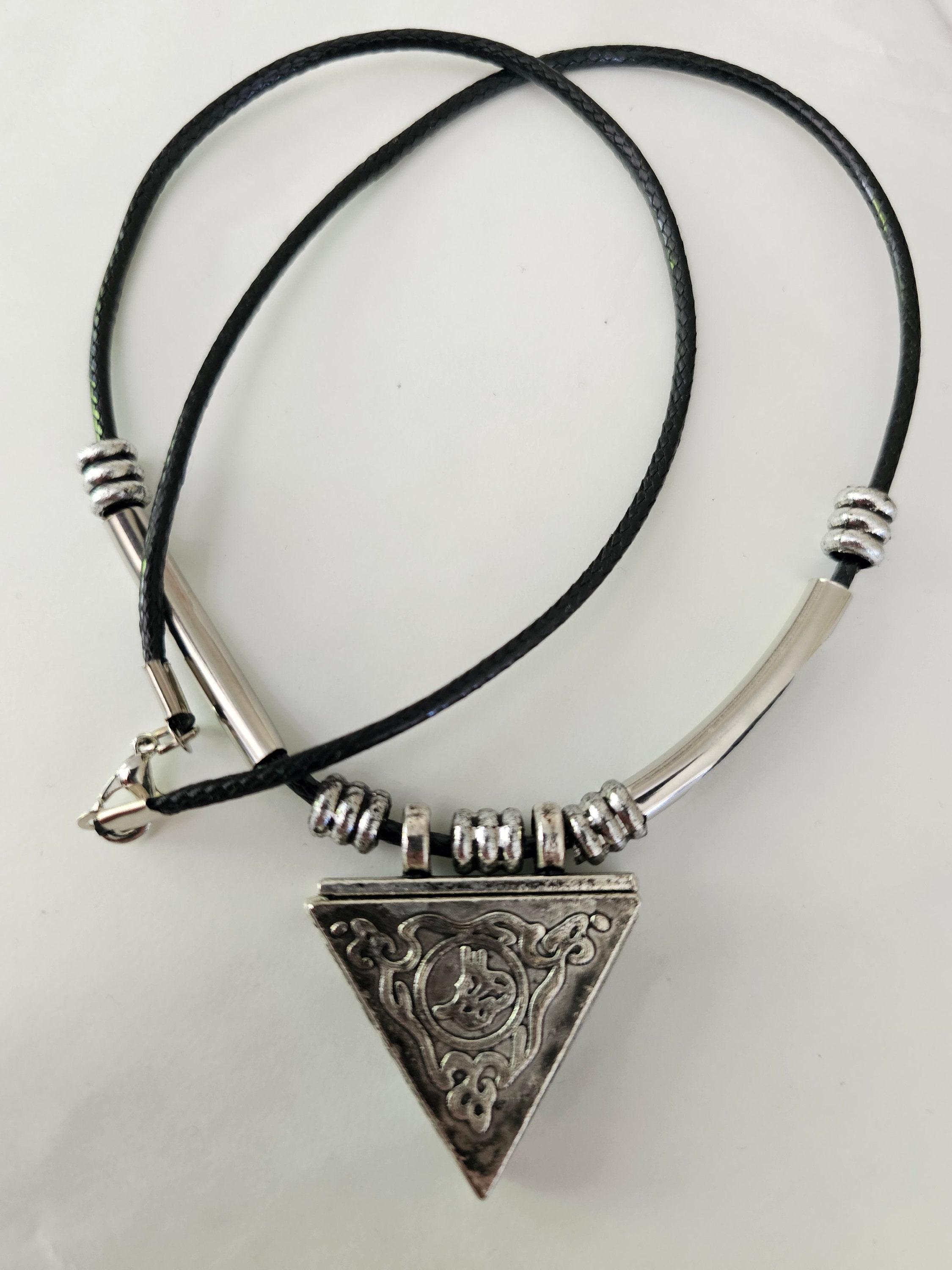 Silver Amulet Pouch, Taweez Cover, Taviz, تعویذوفق - Etsy