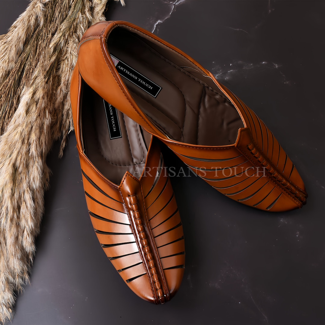 Tan Ethnic Jutti Shoes for Men: Handmade Indian Mojari Loafers - Etsy