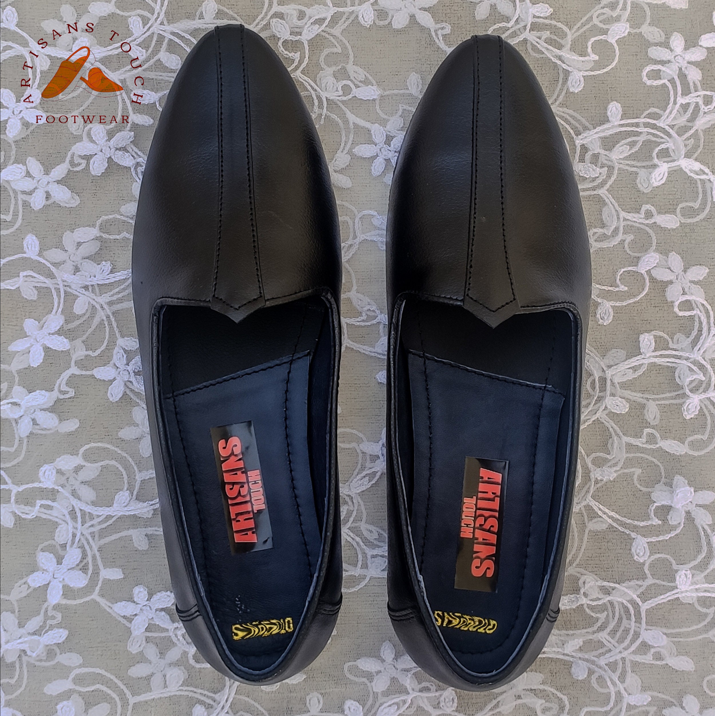 Handmade Leather Mojari Jutti Shoes: Black Ethnic Slip-on Wedding Shoes ...